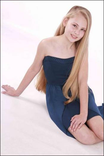 Michelle – Figures Models SA