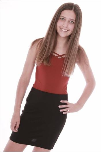 Michelle – Figures Models SA