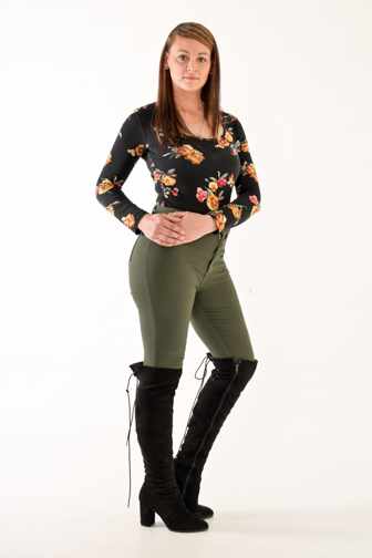 Leonie – Figures Models SA