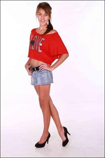 Kyla – Figures Models SA